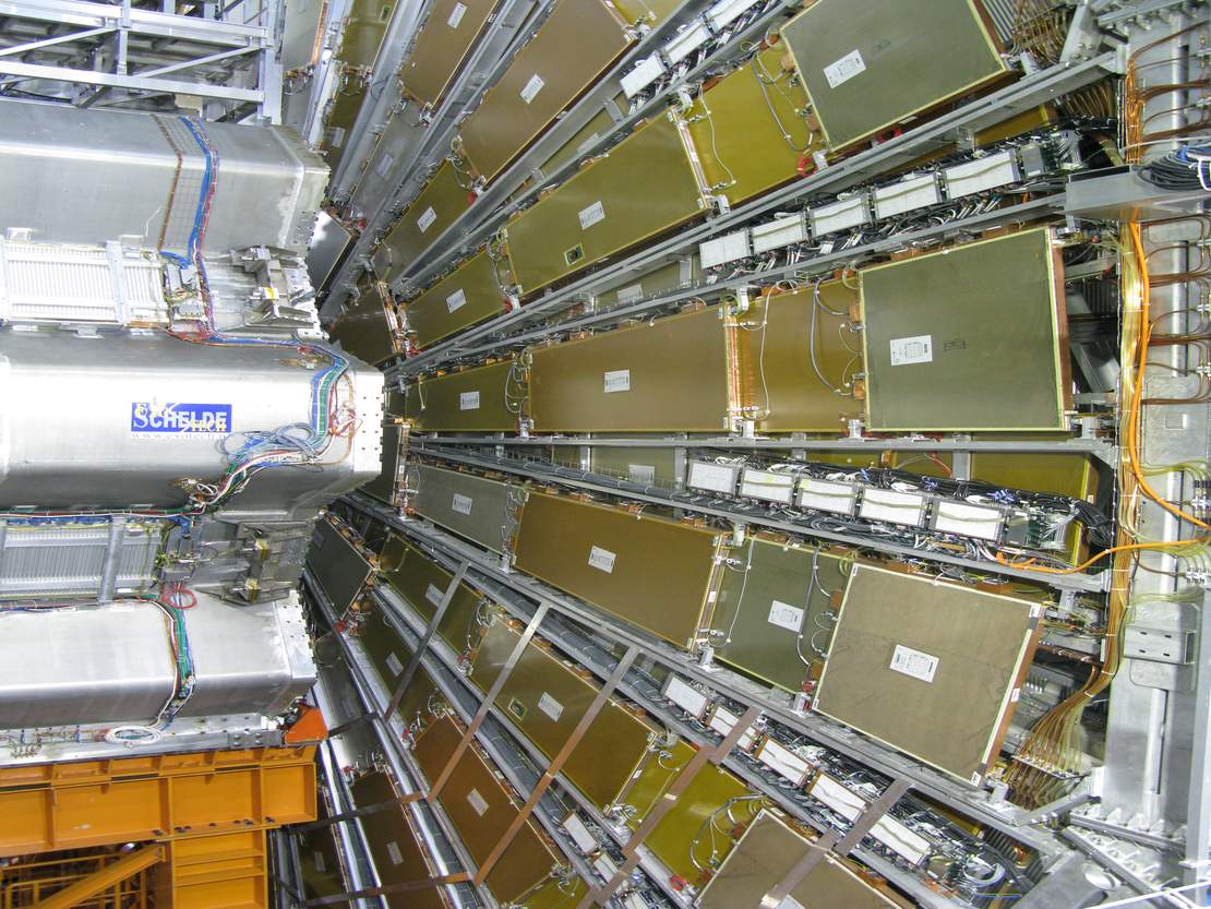 Mit annähernd Lichtgeschwindigkeit auf Konfrontation aus